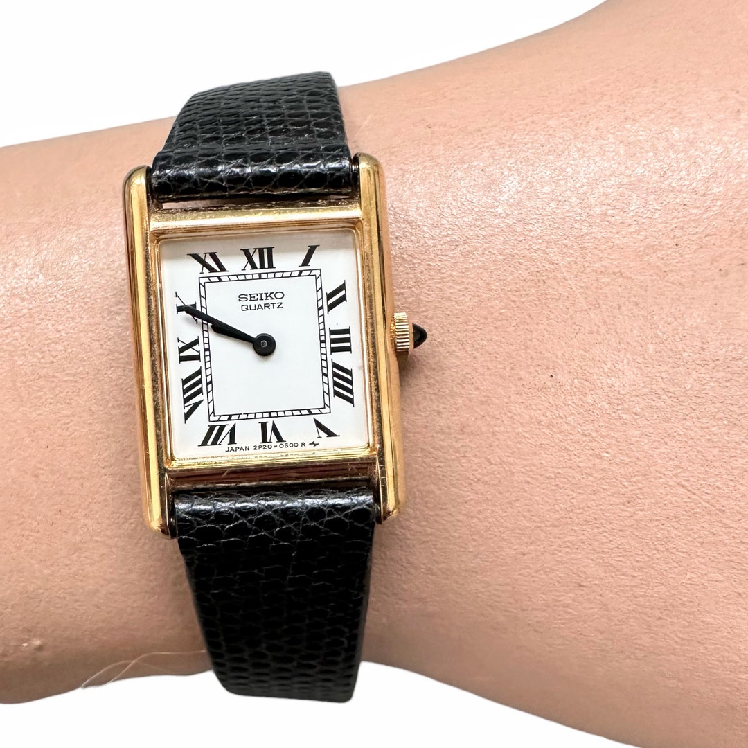 Vintage SEIKO Women's Tank Classic Watch 2P20-5289 Quartz Movement White Dial, Black Roman ...