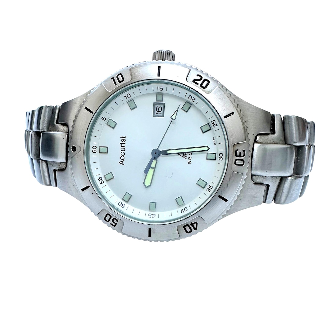 1990's ACCURIST Men's Quartz Sports Watch - MB043 / Cal 1M12 / WR 50M ...