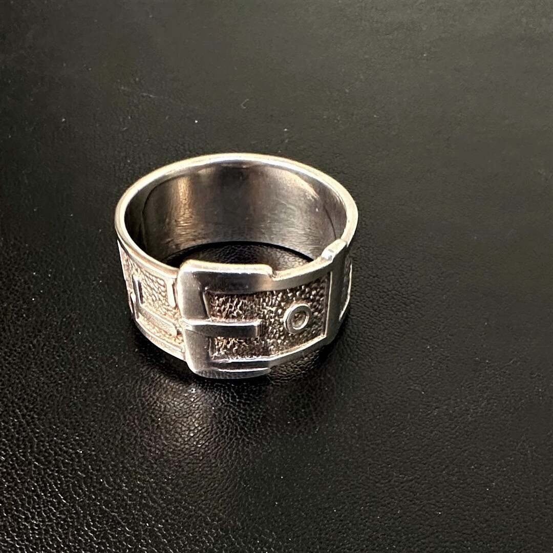 Sterling Silver Buckle Ring Hallmarked 1979 Patterned & Textured Finish ...