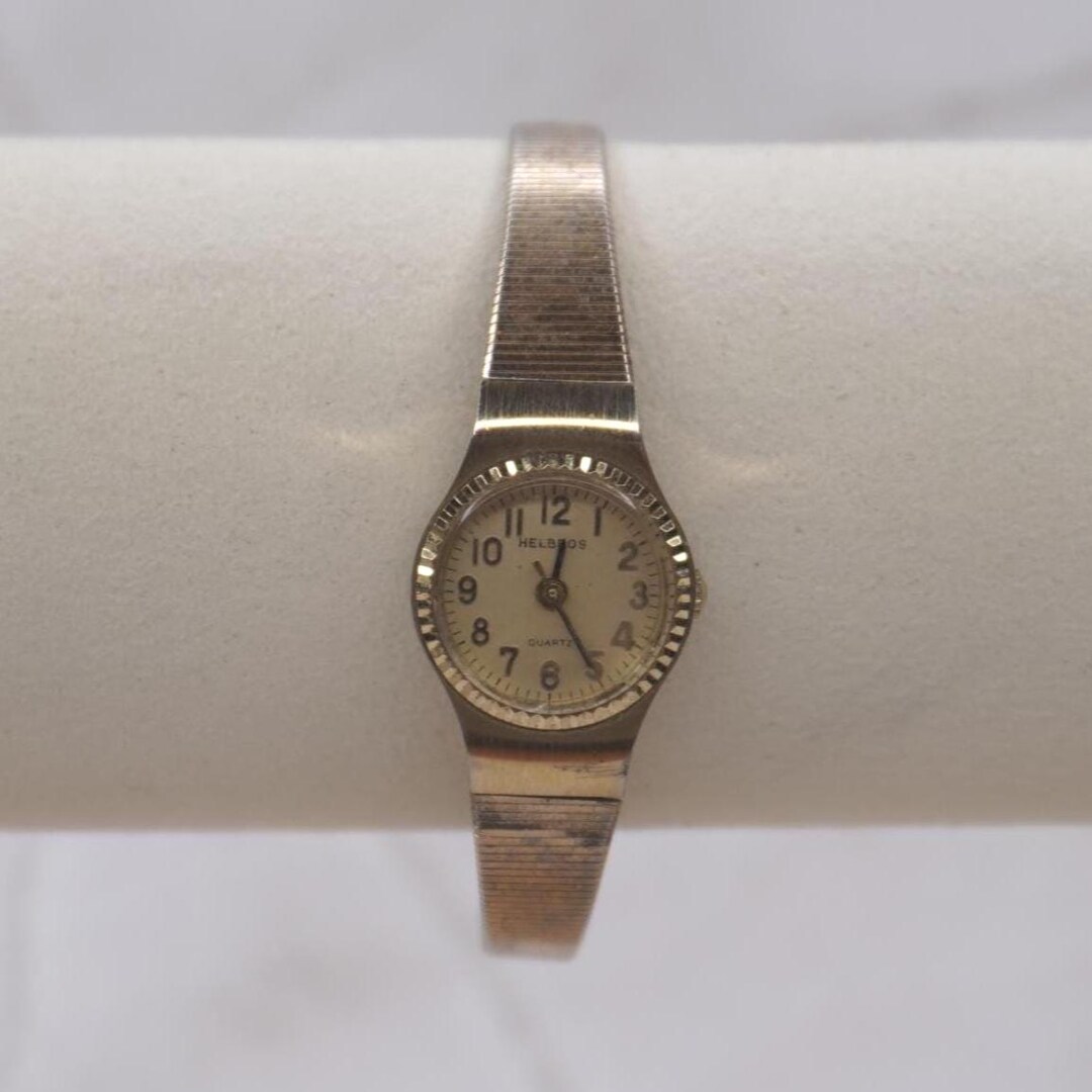 Vintage Helbros Gold-tone Ladies Watch – Quartz – Small Dainty Oval ...