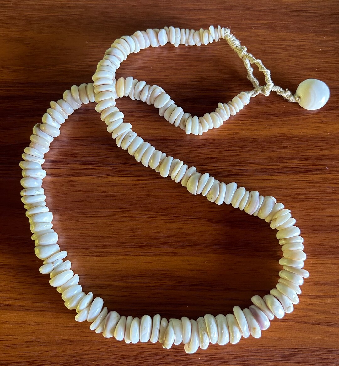 LONG 23 Tapered Medium Large Real Hawaiian Puka Shells Choker Lei ...