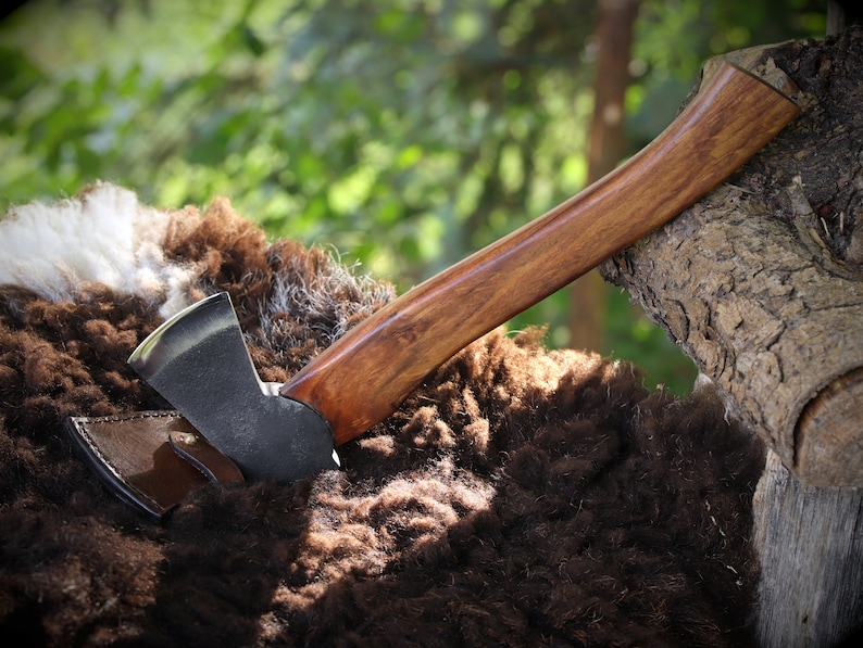 Lightweight Ranger Carving Axe - Extremely Sharply Ground With a Hand ...