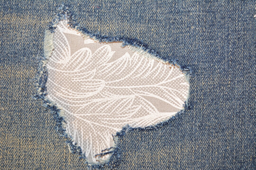 Grey Floral Peek a Boo Patch Iron on Bandana Fabric Patches for Denim ...