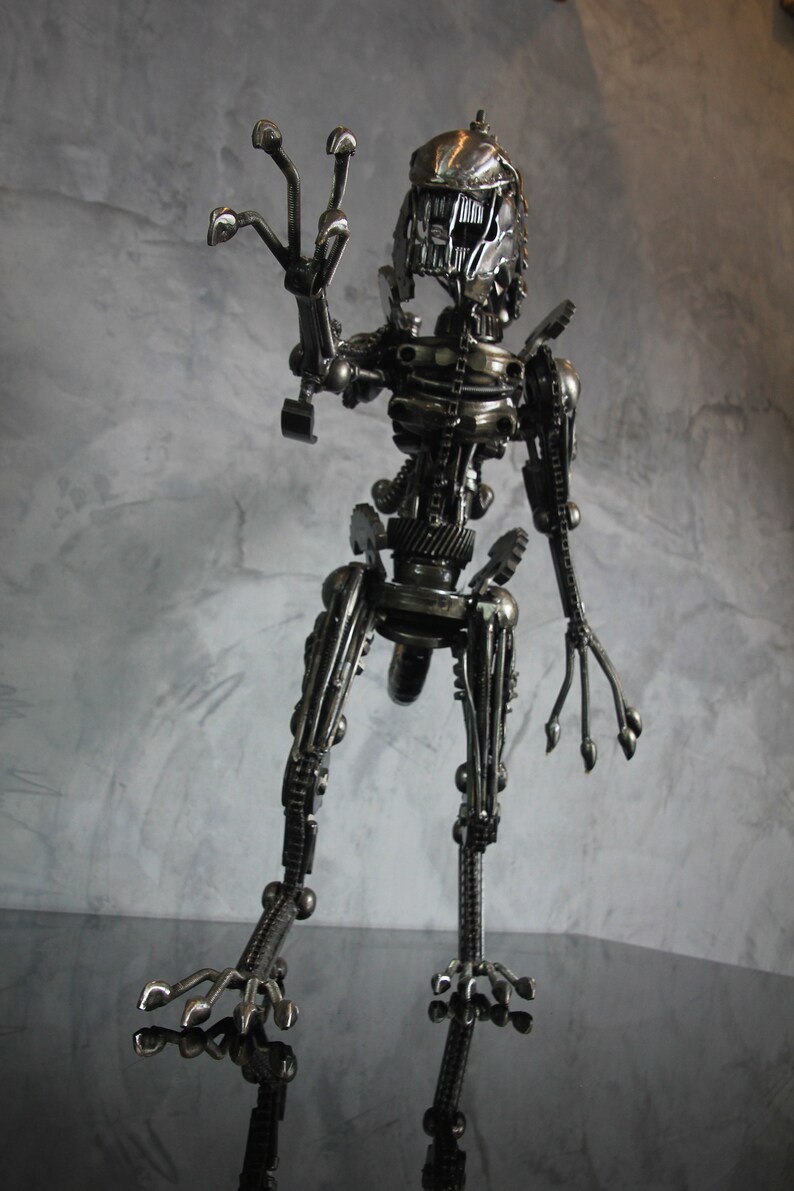 Alien Inspired Scrap Metal Art - Etsy