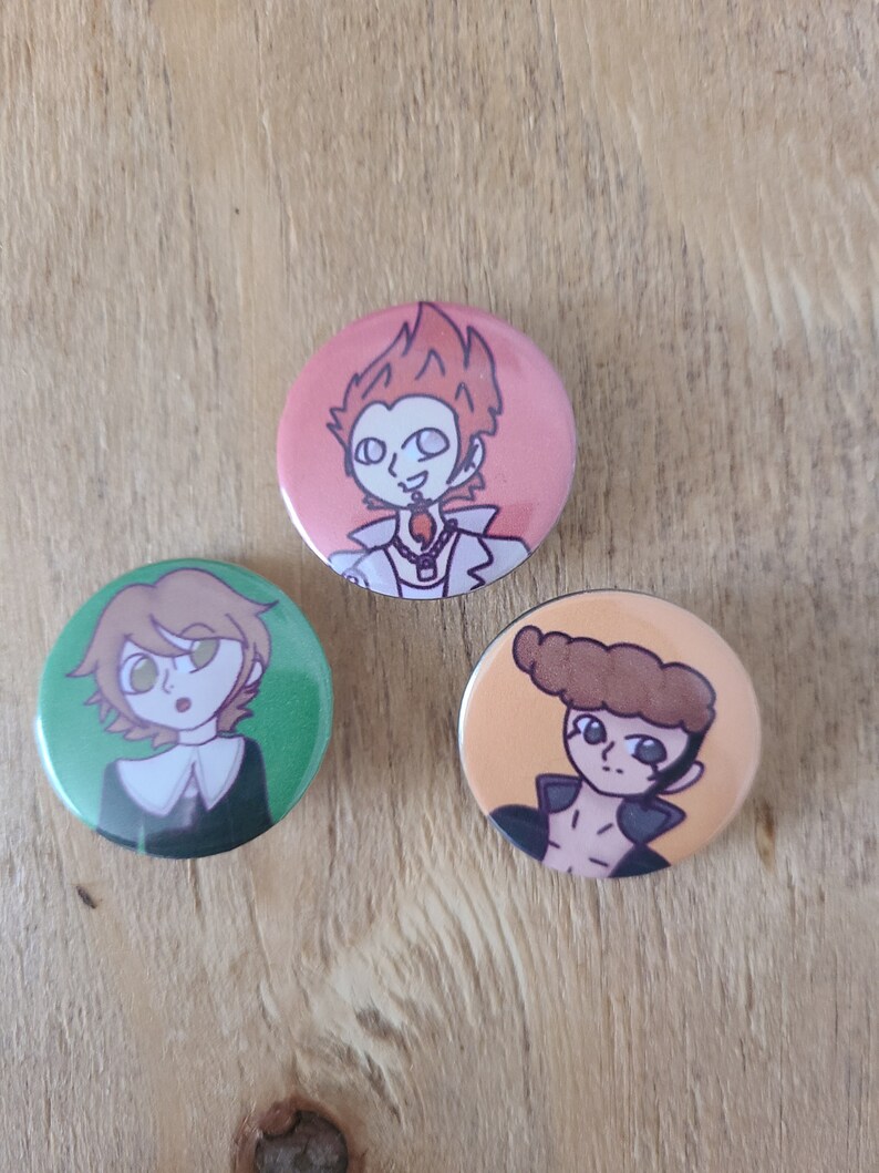 Character Buttons Inspired by DR. Handmade - Etsy