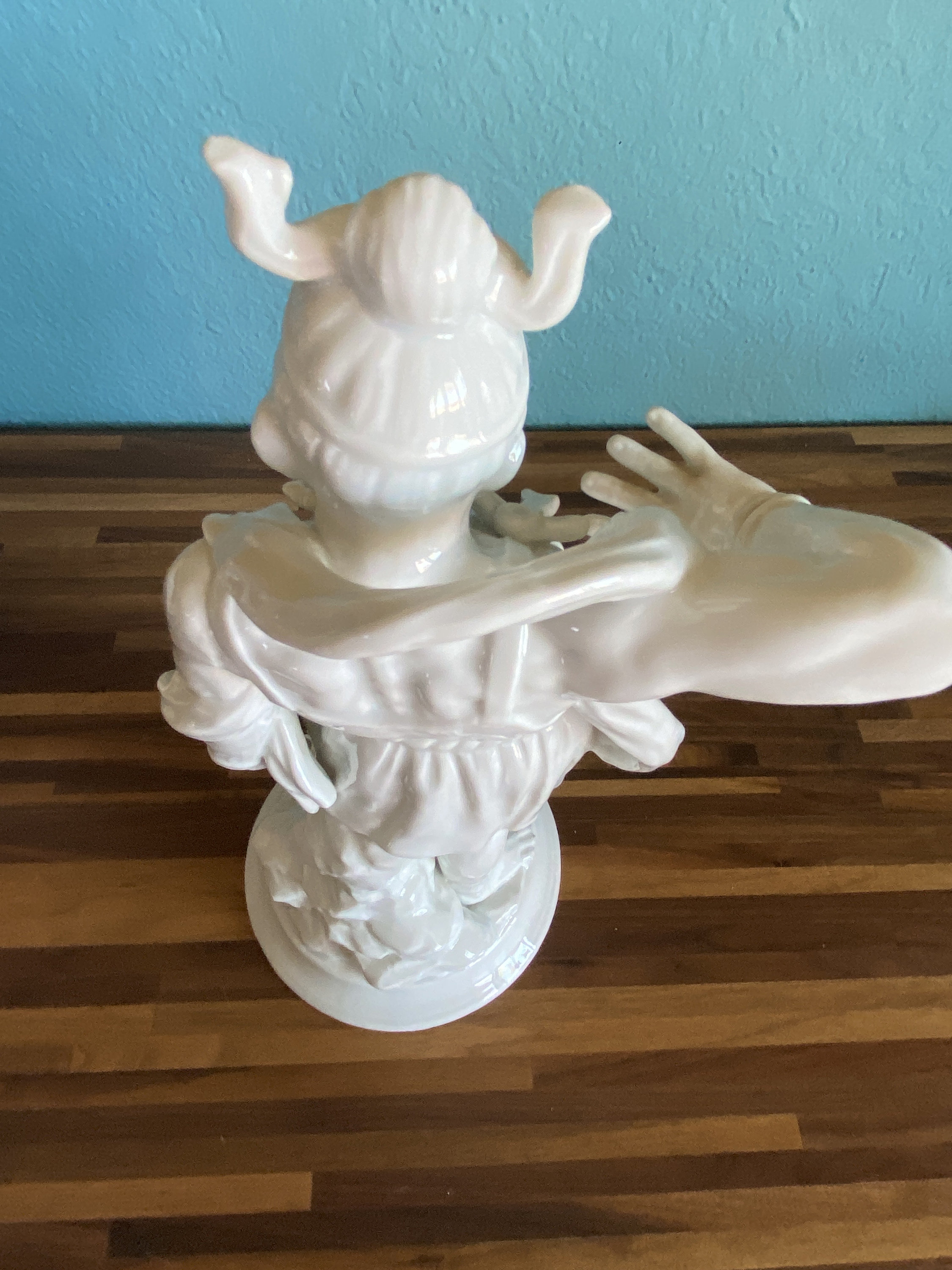 Two 2 Fitz & Floyd Dramatic Blanc De Chin White Porcelain Statues ...
