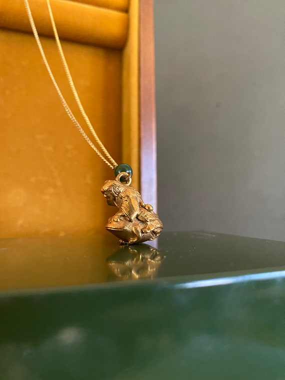 Alva Museum Replica Laughing Buddha on Frog - Gem