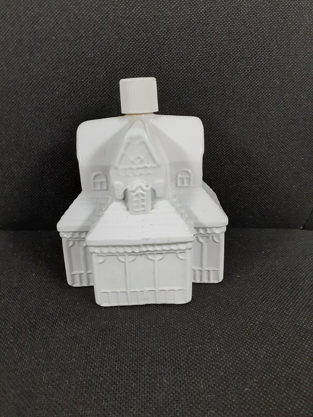 Vintage Avon Unforgettable Cologne Perfume White Victorian House Bottle ...