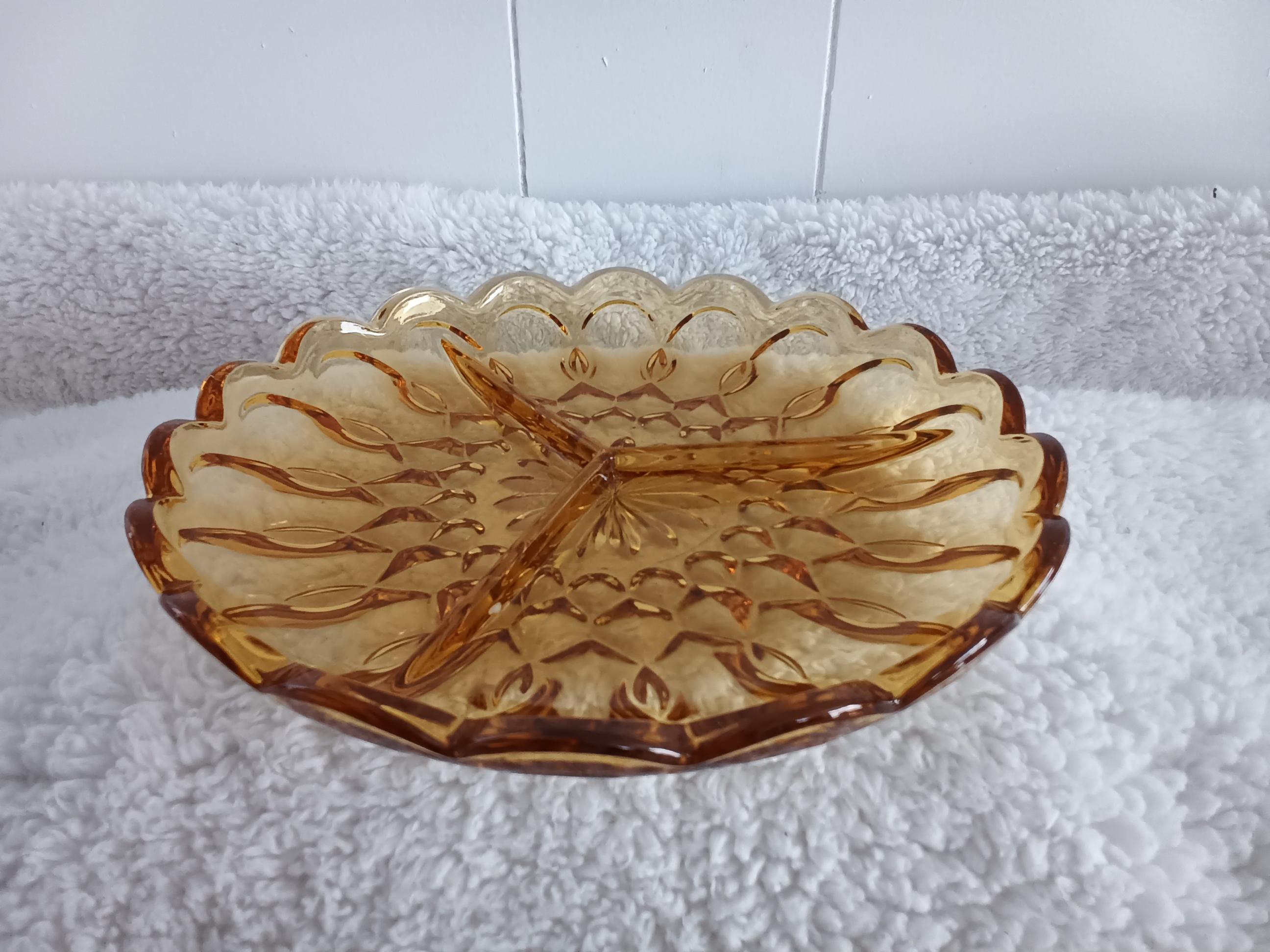 Vintage Anchor Hocking Fairfield Pattern Amber Glass Divided Scalloped ...