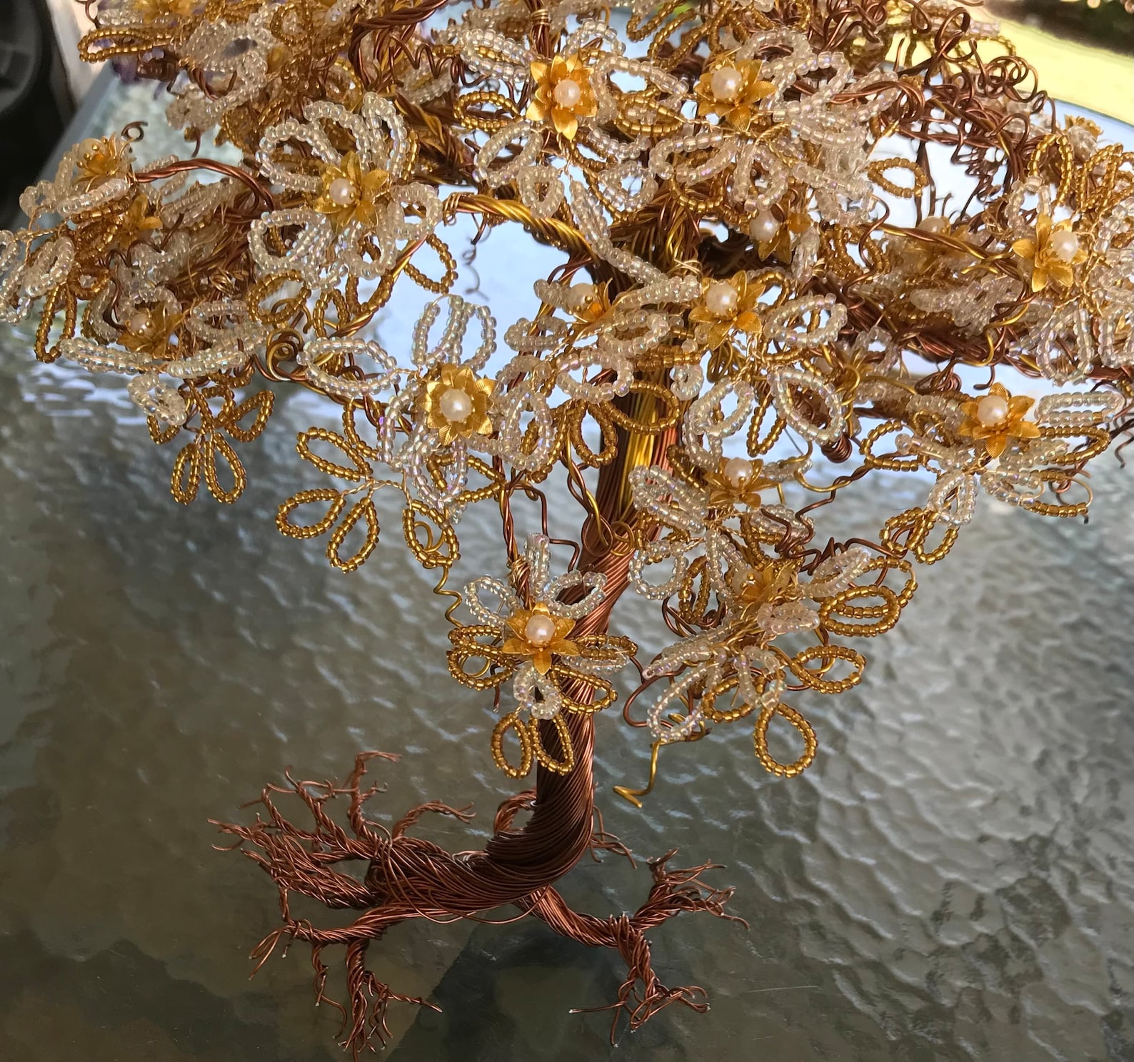 Calming Copper and White Tree With Flowers of Gold Pedals and Pearl ...