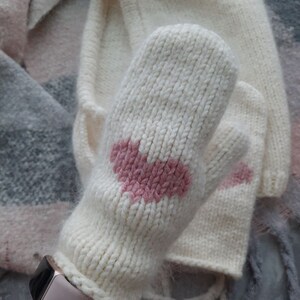 Mohair Heart Mittens / Alpaca Fur Mittens / Christmas Wool Mittens ...