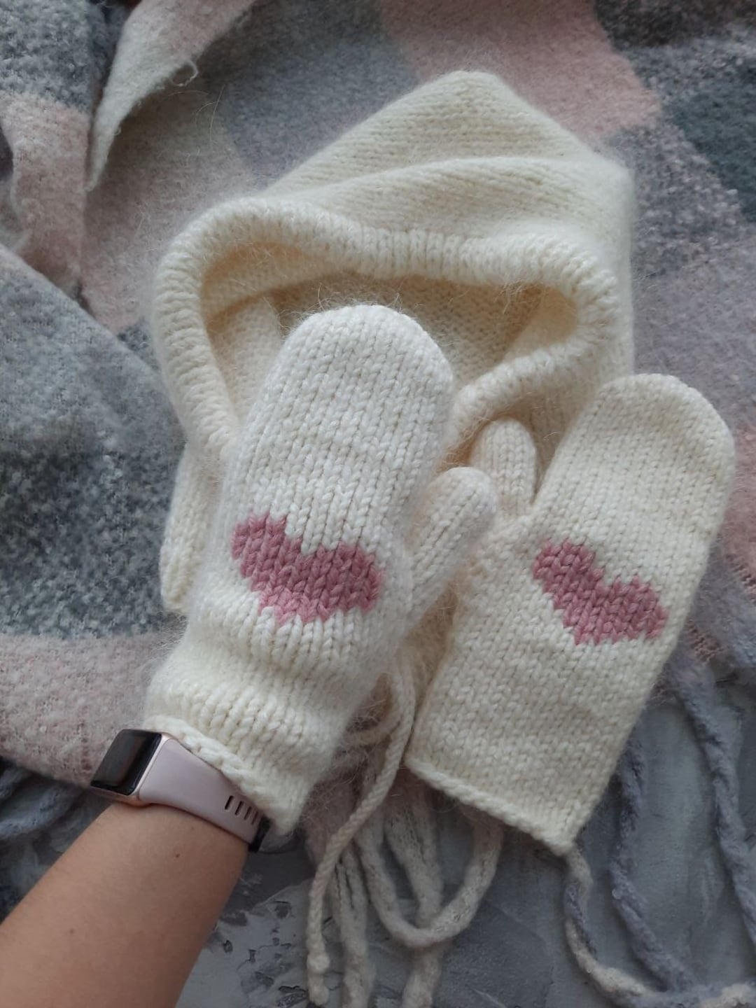 Mohair Heart Mittens / Alpaca Fur Mittens / Christmas Wool Mittens ...
