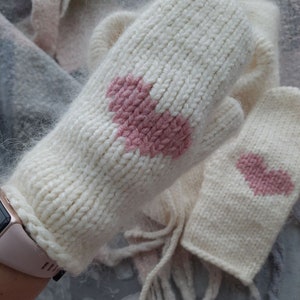 Mohair Heart Mittens / Alpaca Fur Mittens / Christmas Wool Mittens ...