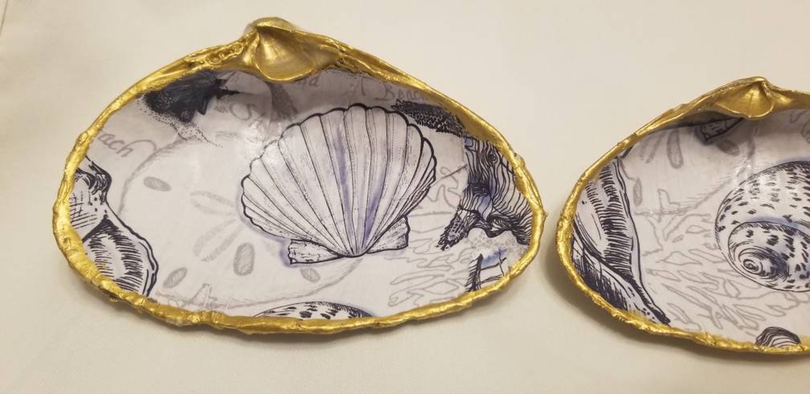 Upcycled Clamshell Shell Art Trinket Tray - Etsy