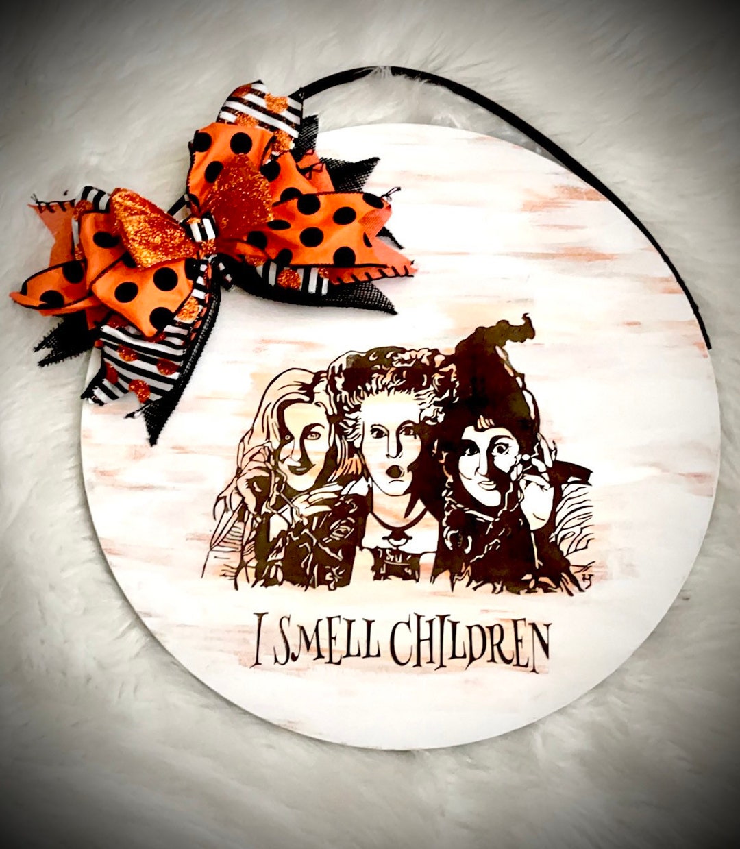 Hocus Pocus I Smell Children Engraved Door Hanger, Halloween, Halloween ...