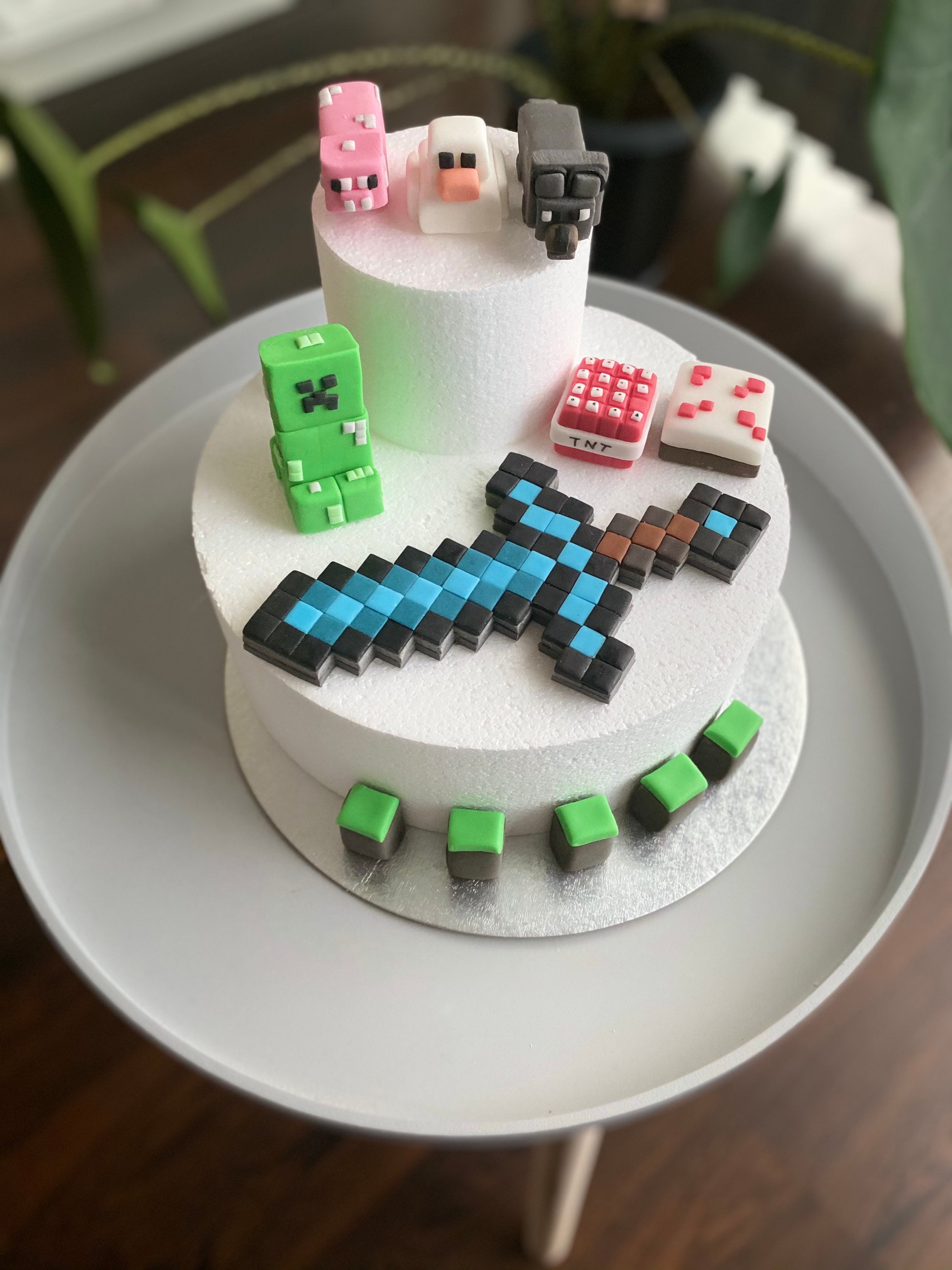 Minecraft fondant cake topper set Edible fondant figures for | Etsy