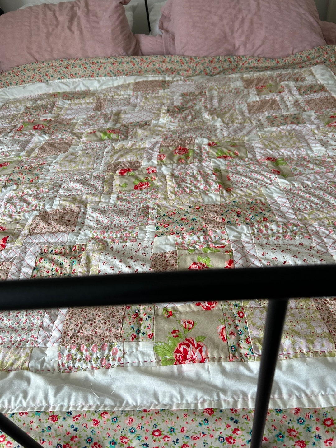 Large Double Patchwork Quilt With Roses Vintage Style, Hand Quilted. - Etsy