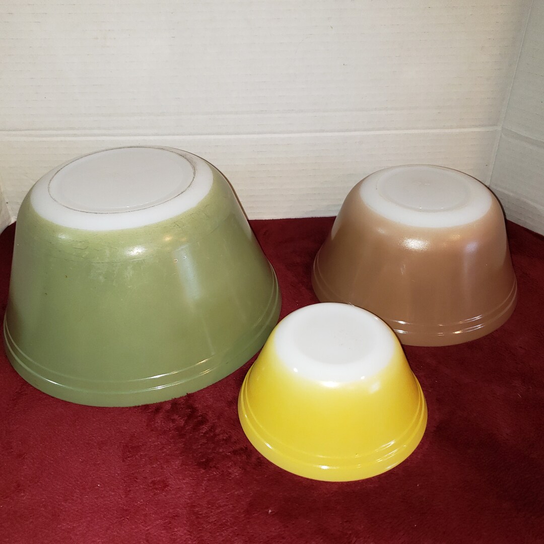 Set of 3 Federal Bowls. Green, Brown and Yellow. Some Condition Issues ...