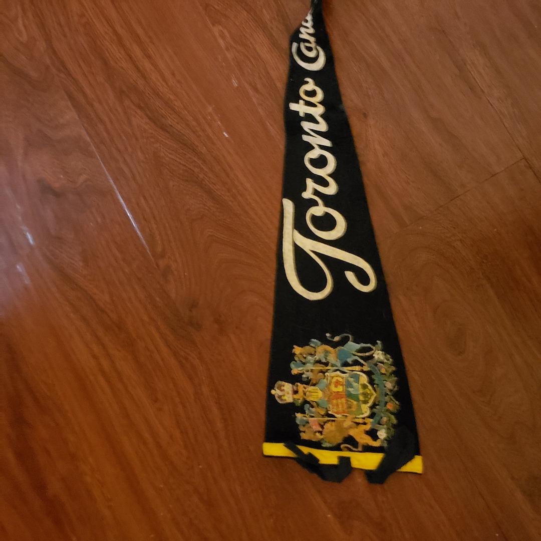Vintage Felt Pennant Toronto Canada. 21 Crest - Etsy