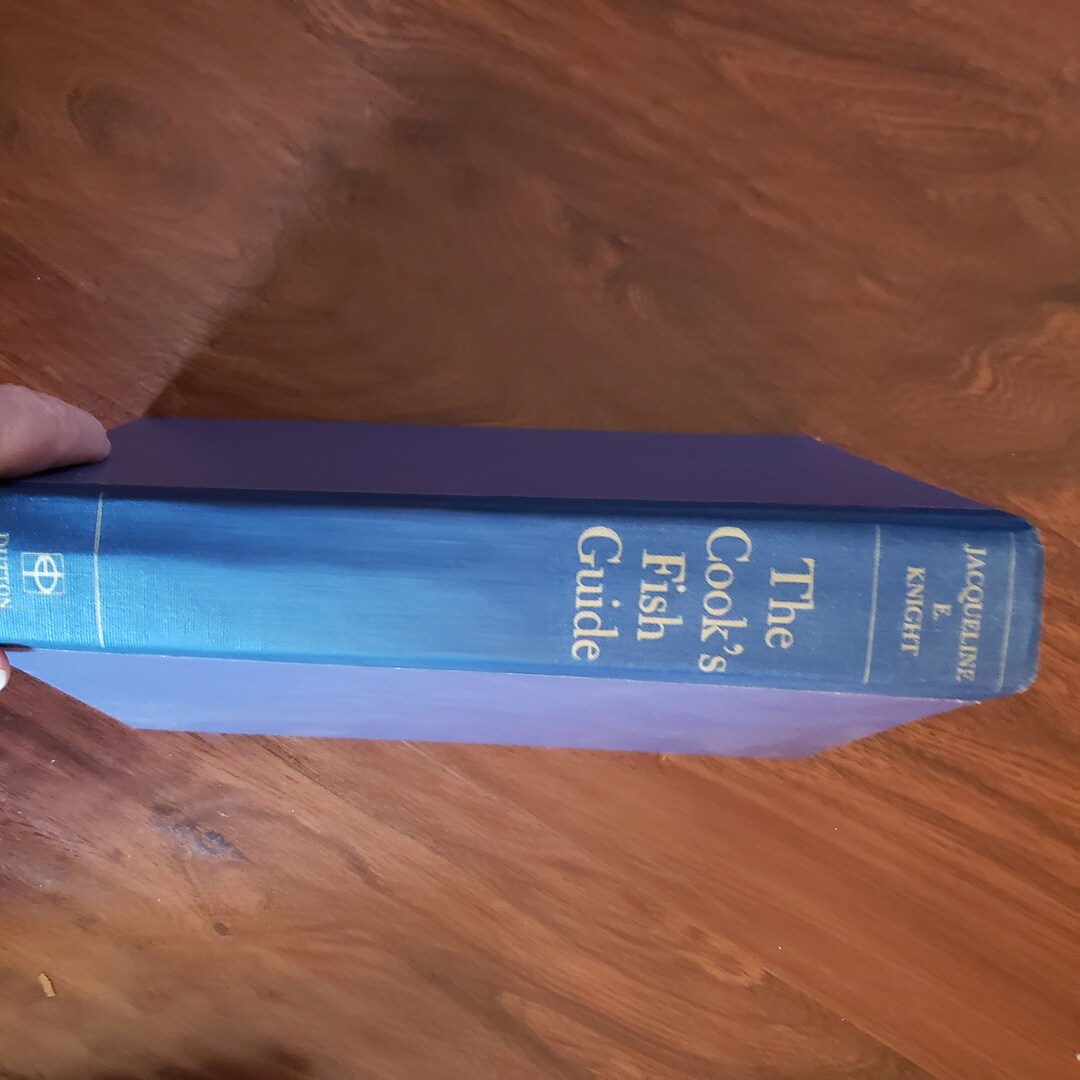 1973 the Cook's Fish Guide. Jacqueline E. Knight - Etsy