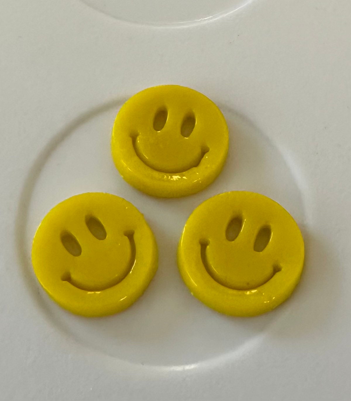 COE 90 Smiley Faces .5 X .5 Bag of 8 - Etsy