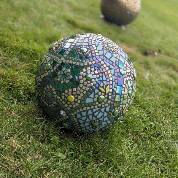 Garden Finial - Etsy