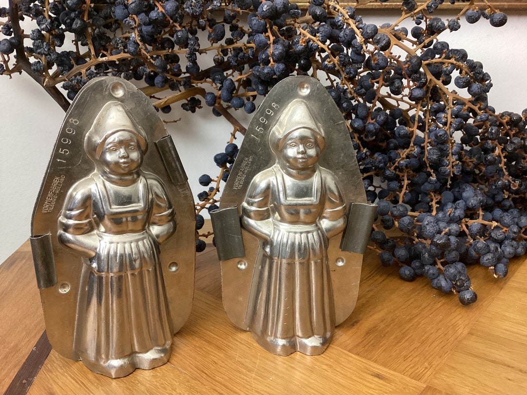 1 Chocolate Mold Farmer's Wife From Volendam - Traditional Costume ...