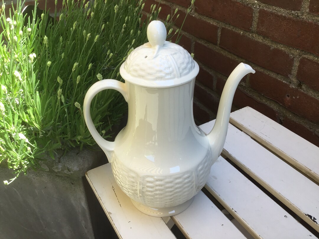 Large Wedgwood Teapot Willow Weave Coffee Pot Creamy White Natural ...