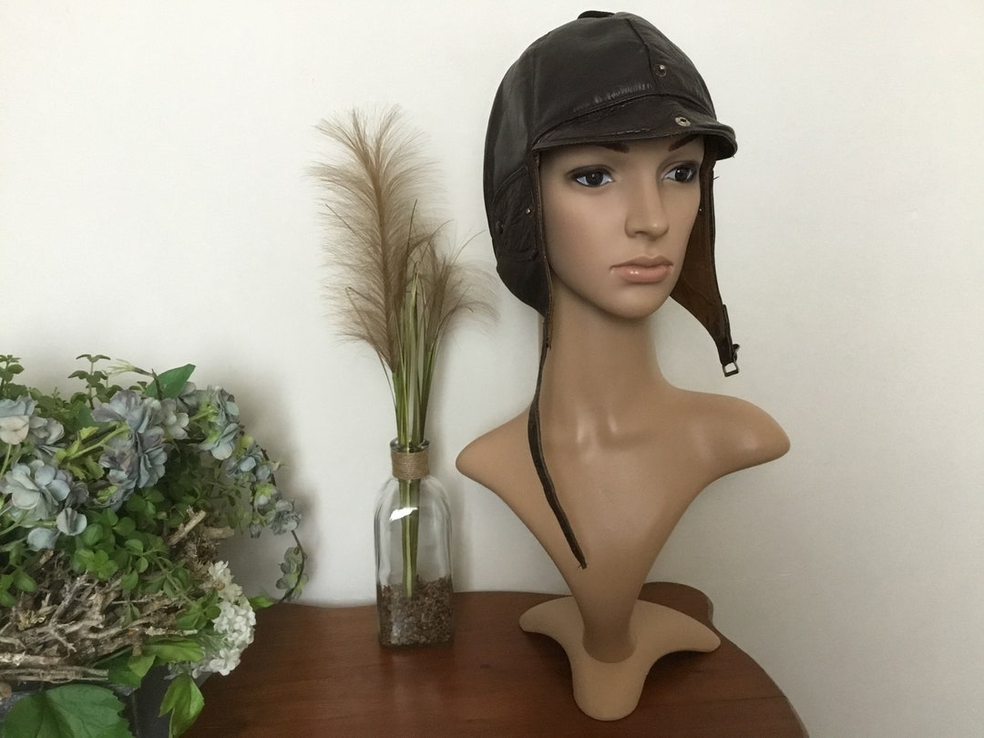Vintage Leather Pilot Helmet - Oldtimer Cap - Great for the Classic Car ...