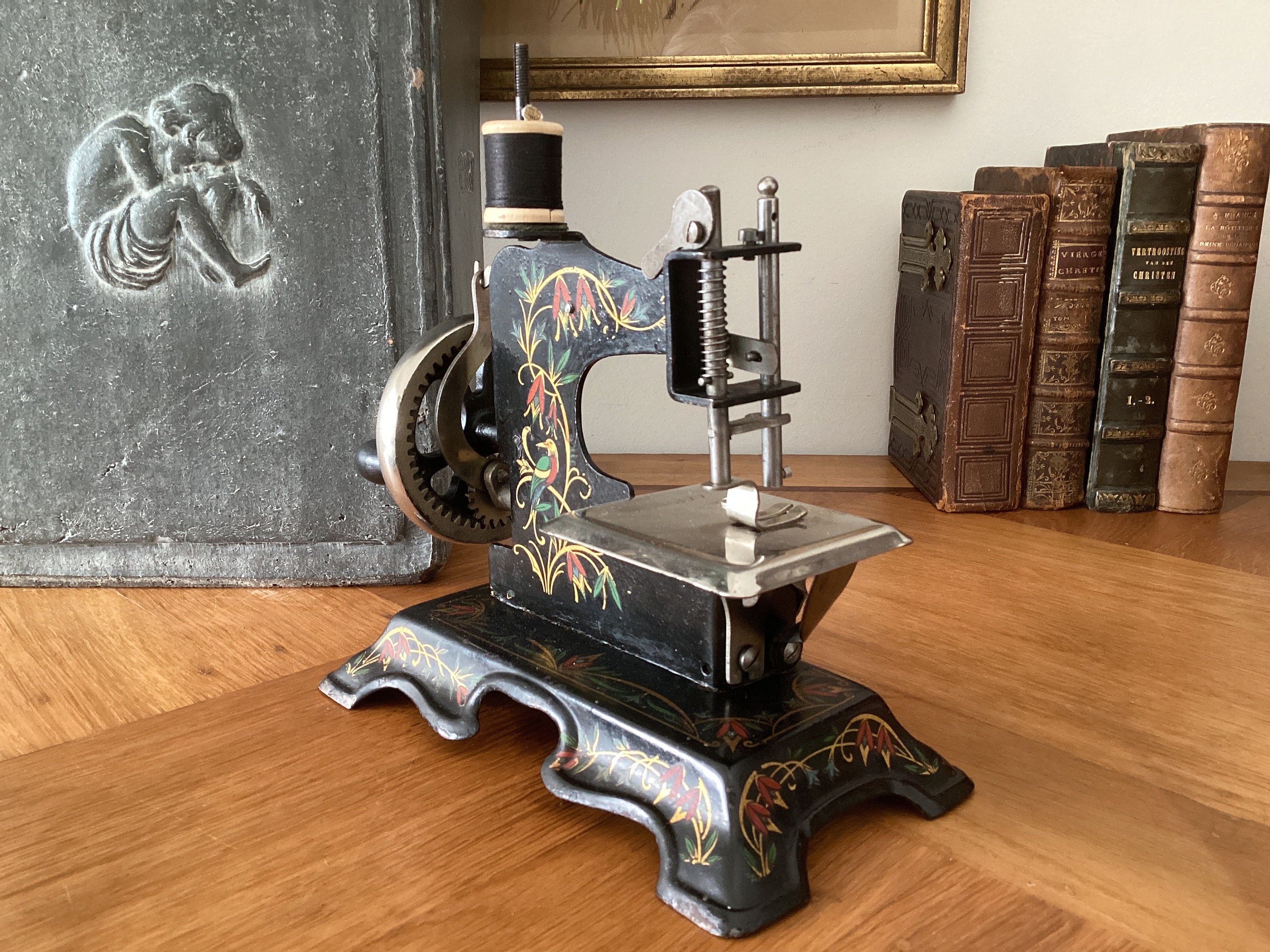 Antique Toy Sewing Machine - 1920s / 1930s - Art Nouveau Style ...