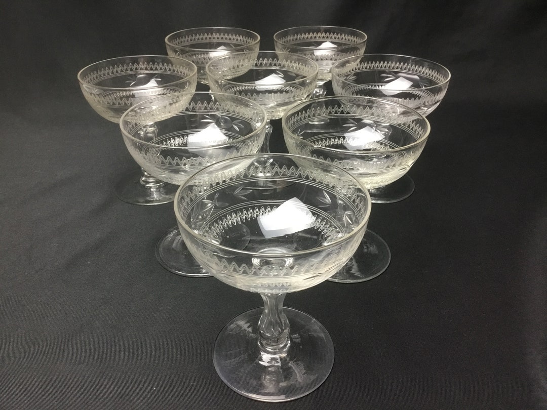 Champagne Coupes - Set of 6 Pieces - Needle Etched Motifs With Cut ...
