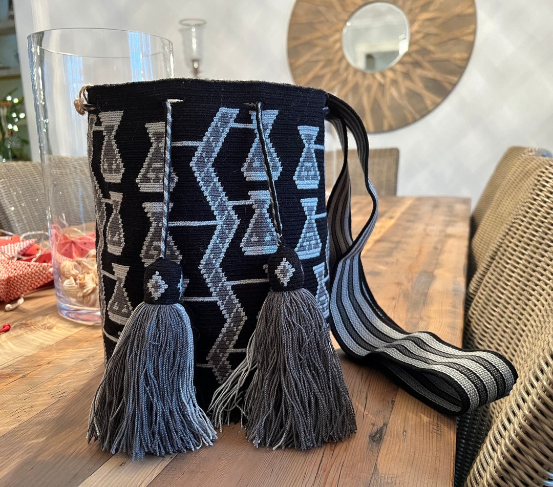 Wayuu Mochila Bag Size Large Premium One Thread Crossbody Black Grey ...
