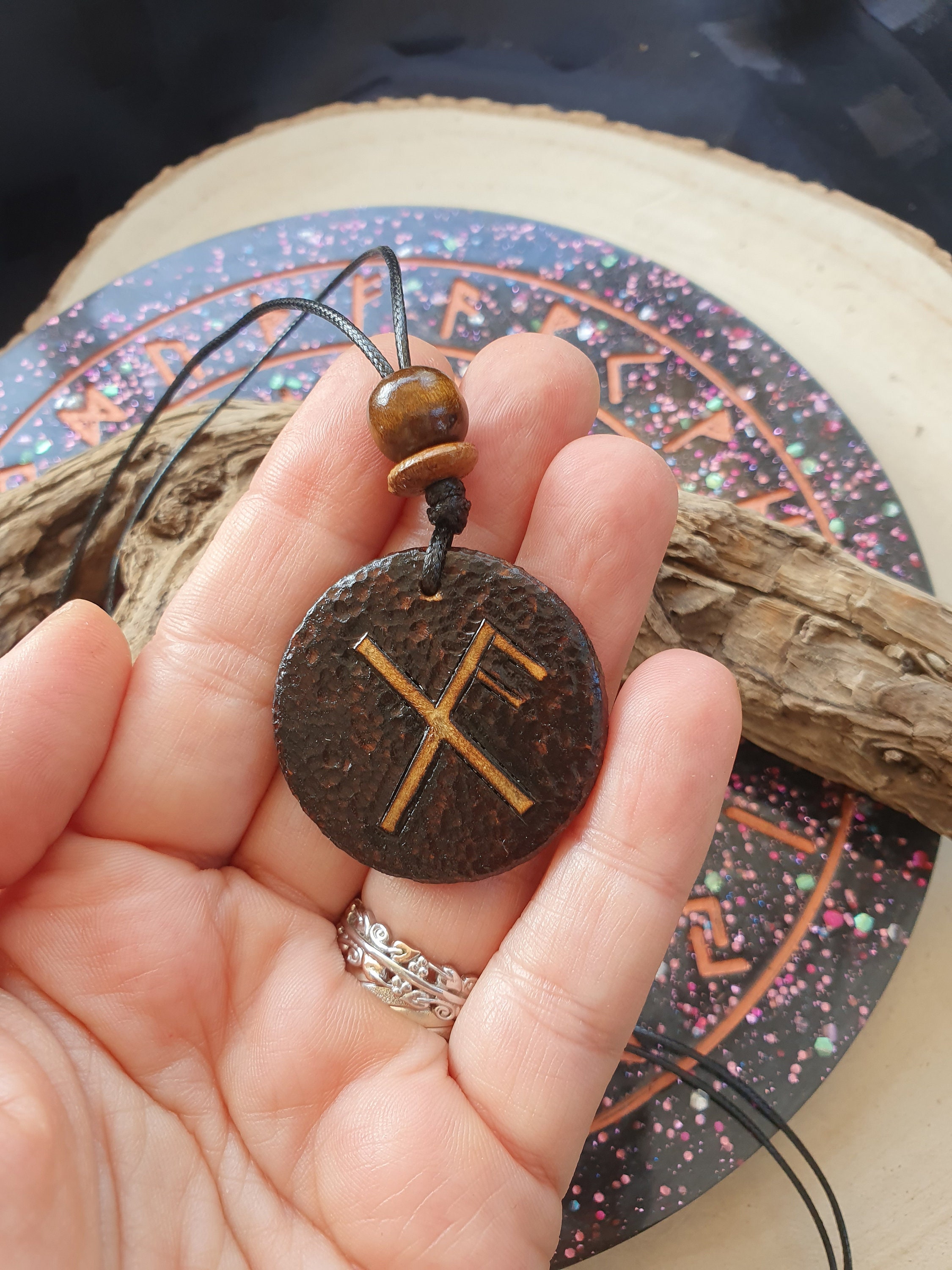Good Luck Bind Rune Amulet/gibo Ajua Bindrune - Etsy