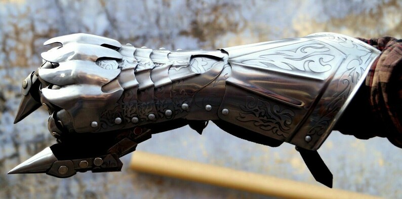Medieval Warrior Metal Gothic Knight Style Gauntlets - Etsy