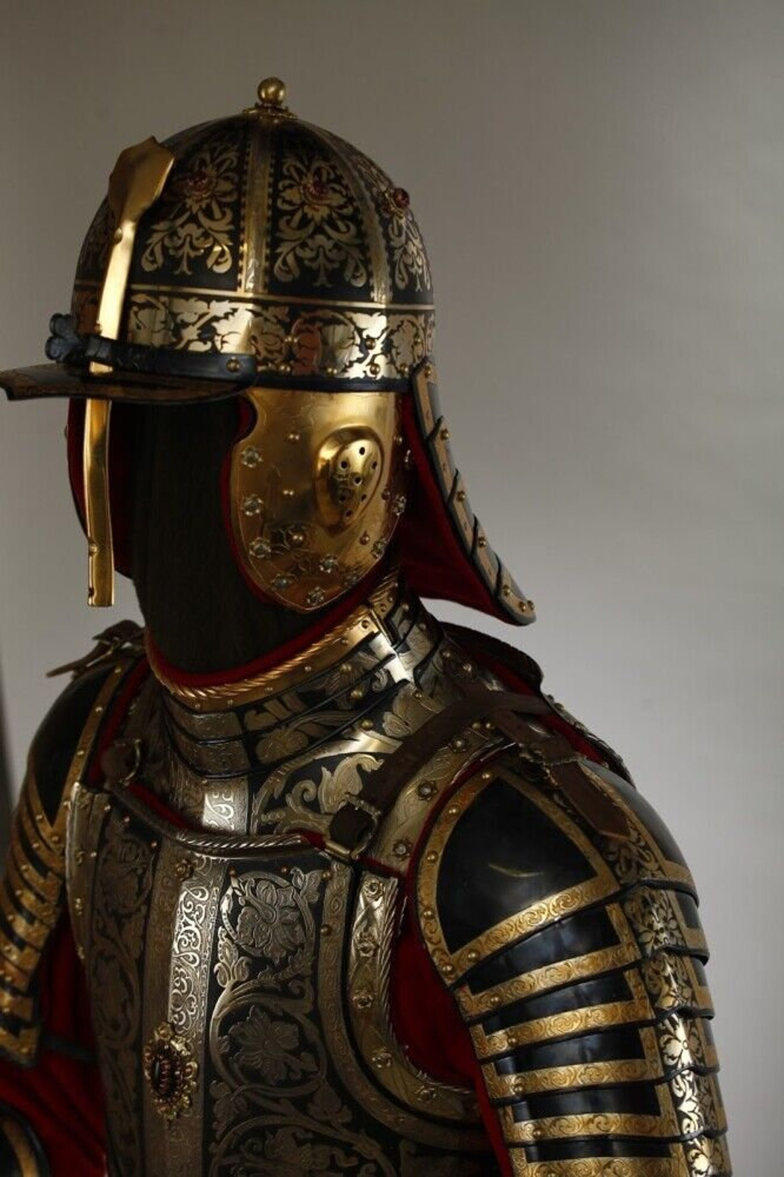 Medieval Half Body Armor Exclusive Armoring Husarska for Weiner Sinan ...