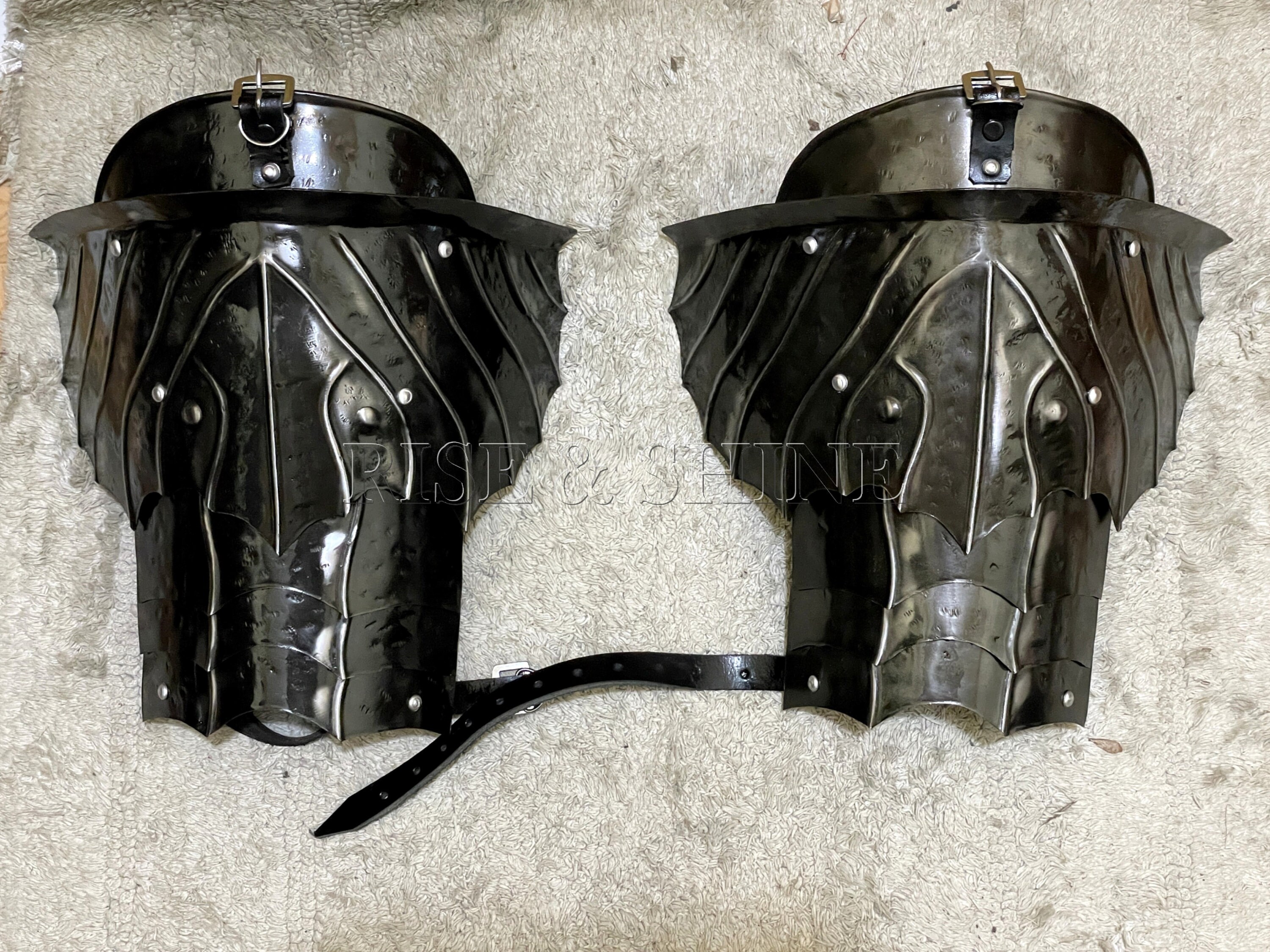 Black Nazgul Pauldrons/ring Wraith Shoulder/witch King Costume ...