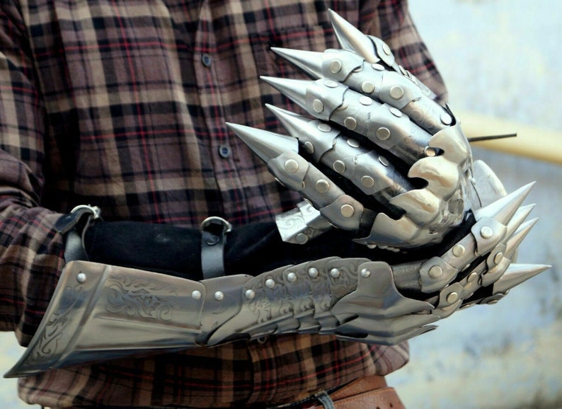 Medieval Warrior Metal Gothic Knight Style Gauntlets - Etsy