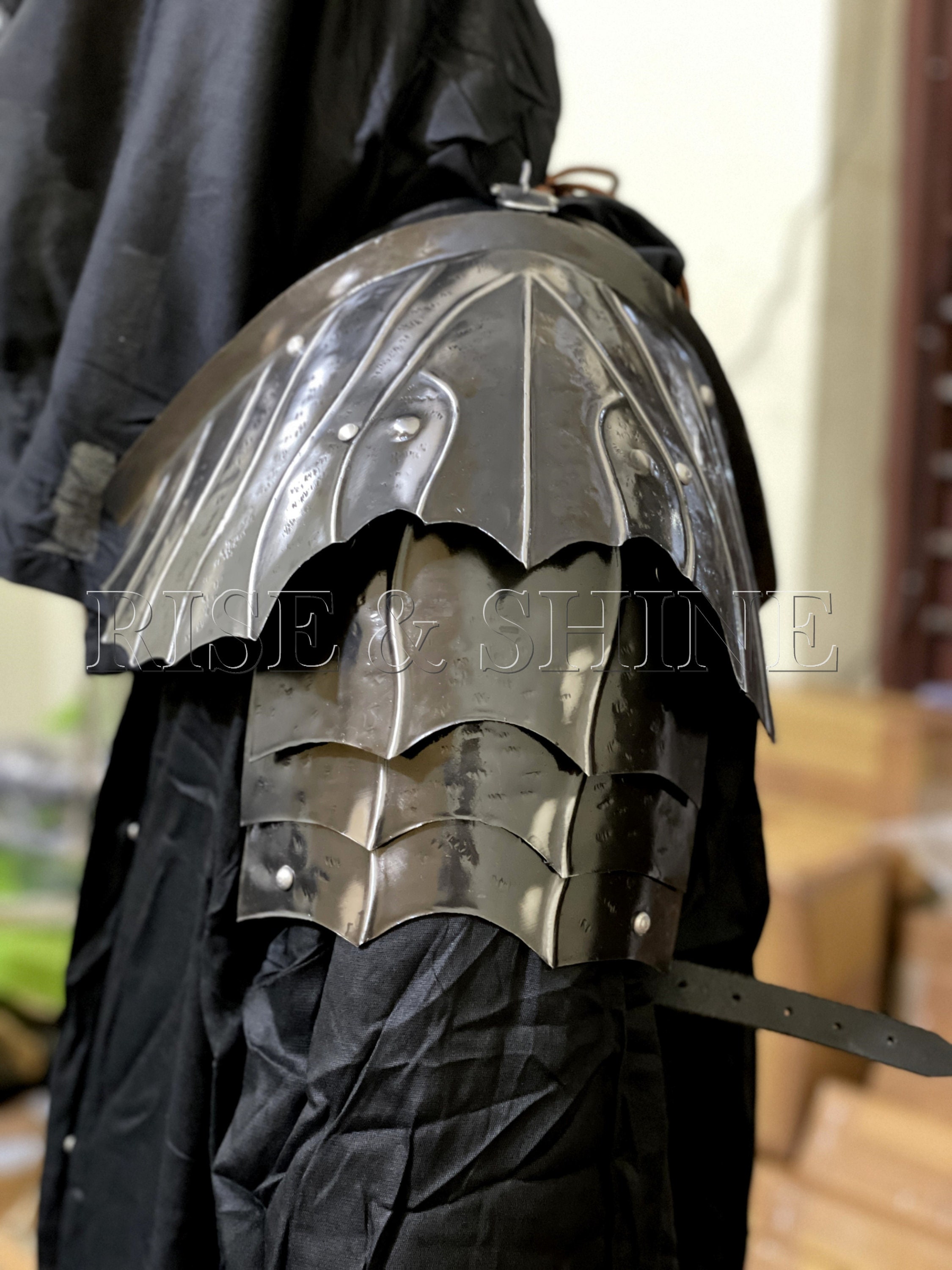 Black Nazgul Pauldrons/ring Wraith Shoulder/witch King Costume ...