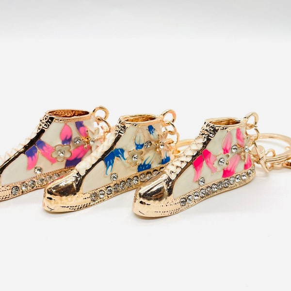 Converse Keychain - Etsy