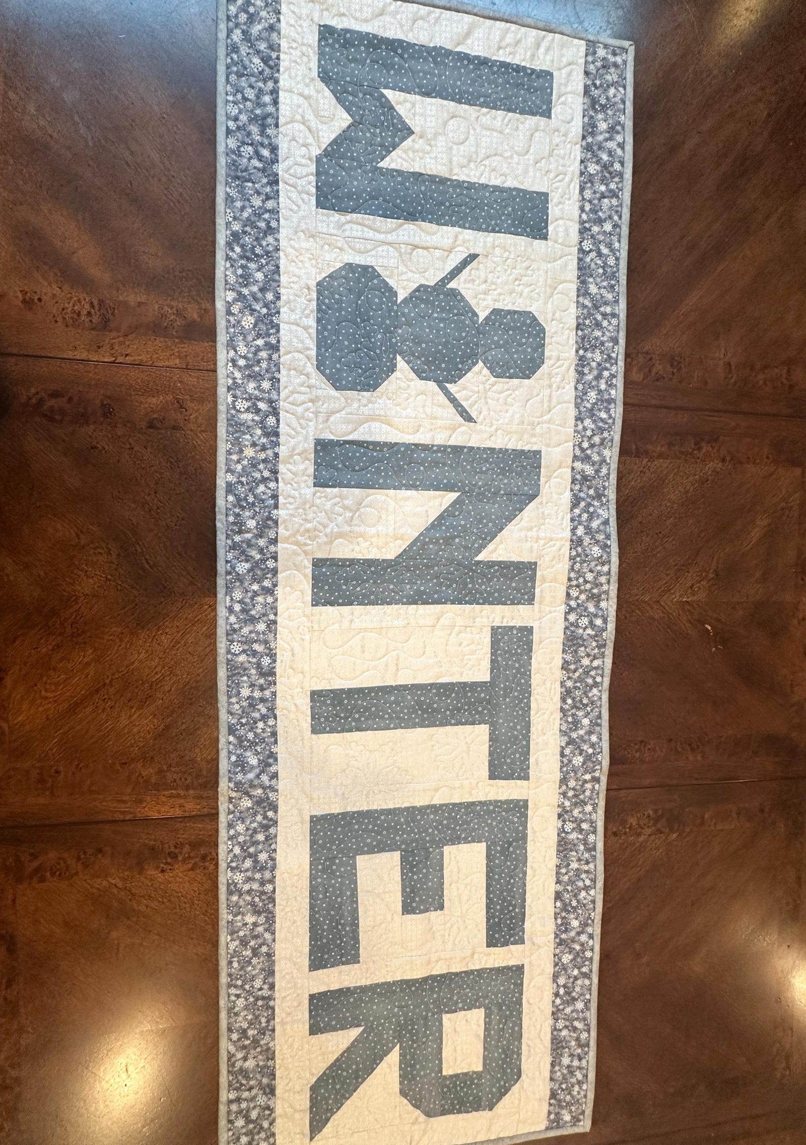 Quilted Winter Table Runner: Snowman Holiday Decor (50 X 17.5 Inches ...