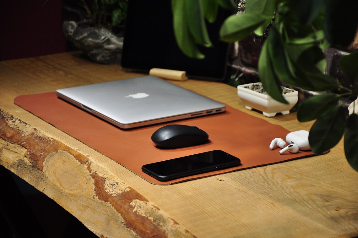 Free Personalized Genuine Leather Desk Mat / Desk Pad / - Etsy