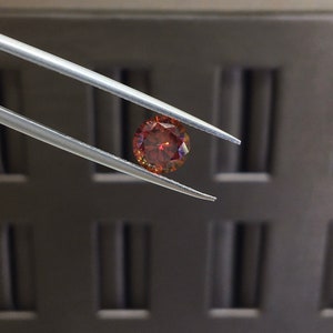 1ct Red Moissanite Stone | Round Excellent Cut | VVS1 Loose Red ...