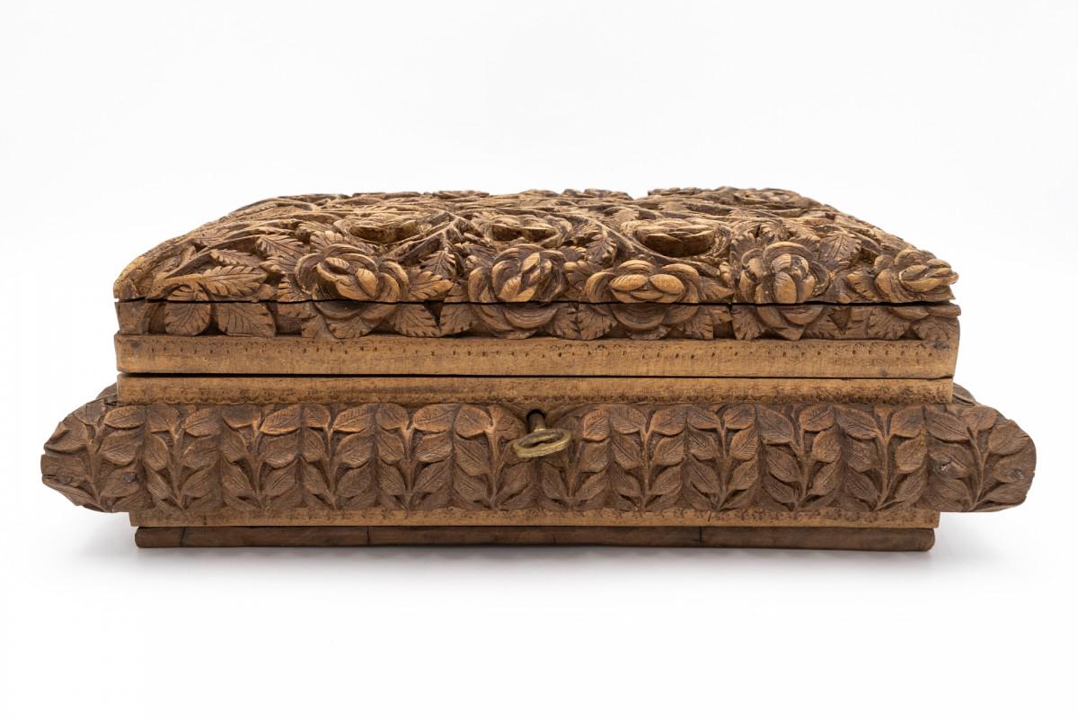 Old Carved Jewelry Box Multiring Box - Etsy