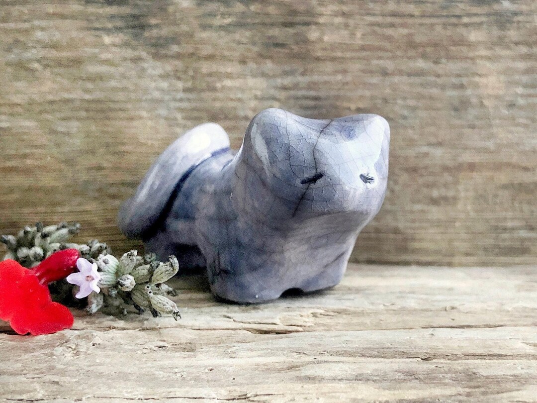 Sleepy Cat Kami Sculpture | Cute Guardian for Shinto, Shamanism Totem ...