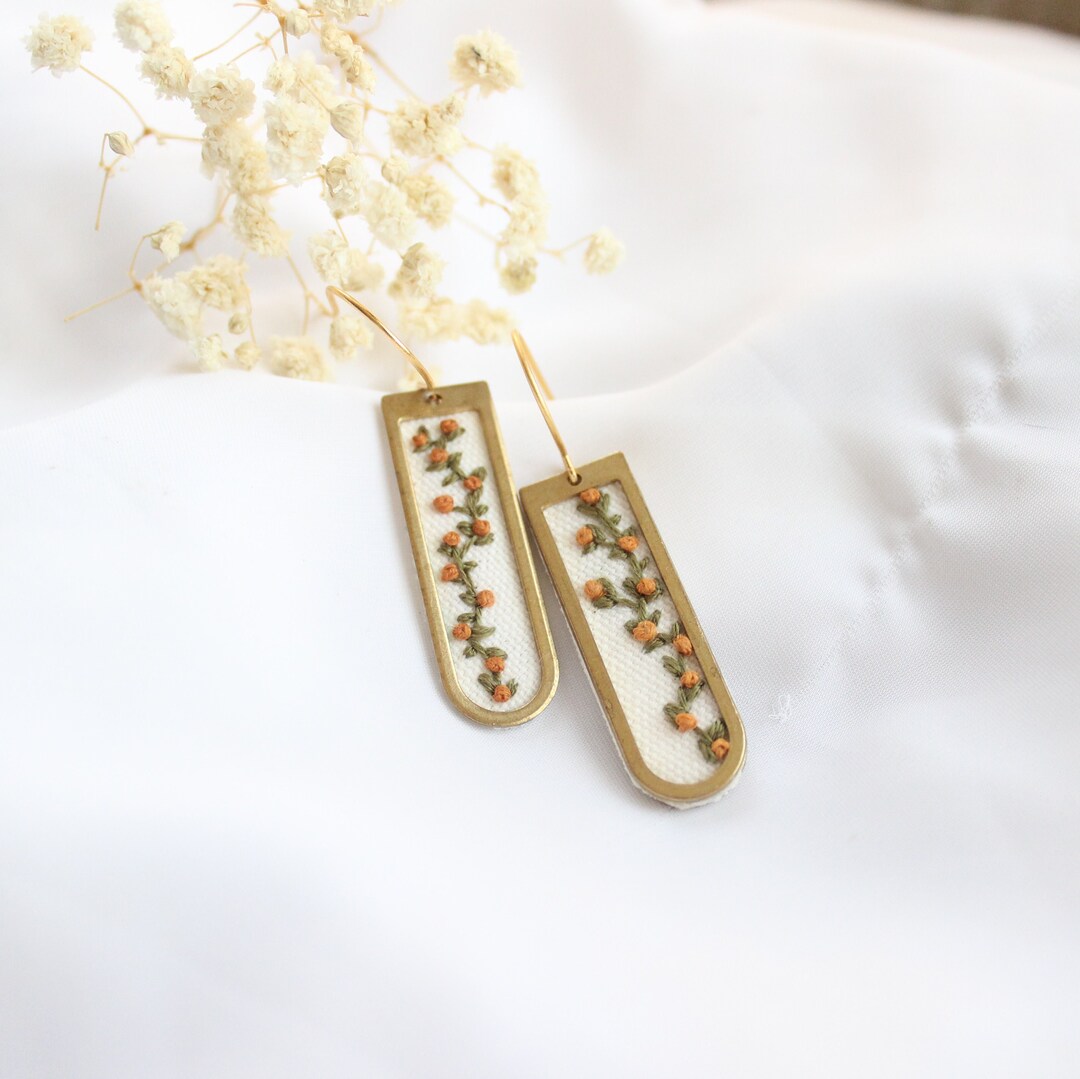 Embroidered Cottage Core Jewelry Minimalist Floral Embroidery Rustic ...