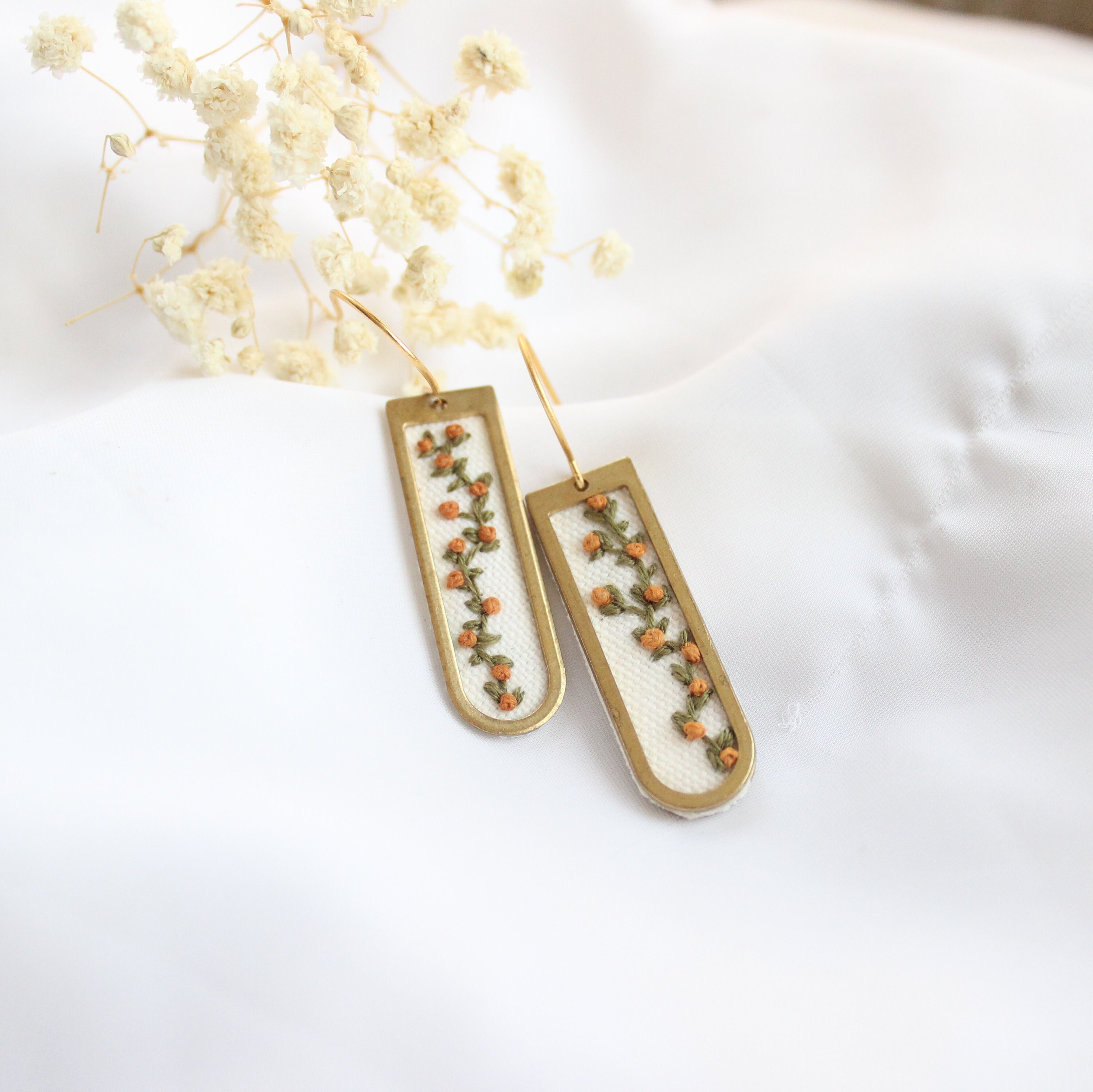 Embroidered Cottage Core Jewelry Minimalist Floral Embroidery Rustic ...