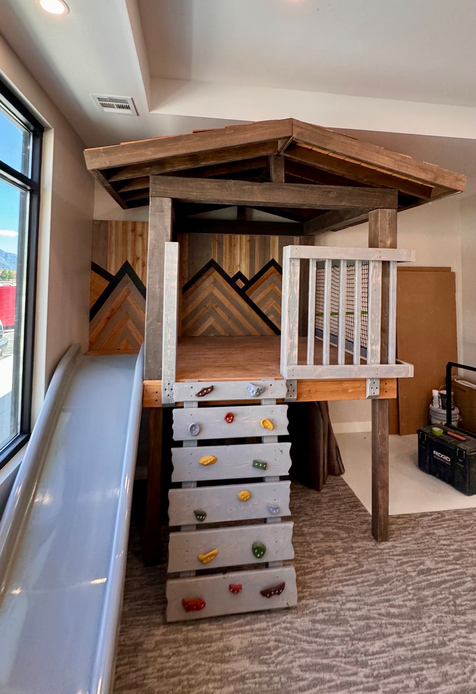 Ranger Station Treehouse - Etsy