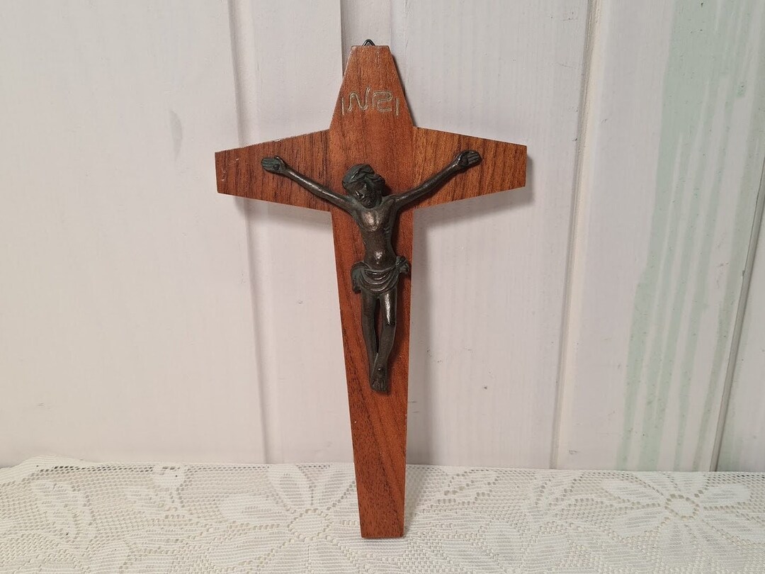 Old INRI Wooden Crucifix Carved Copper Jesus Christ Wooden Cross Wall ...