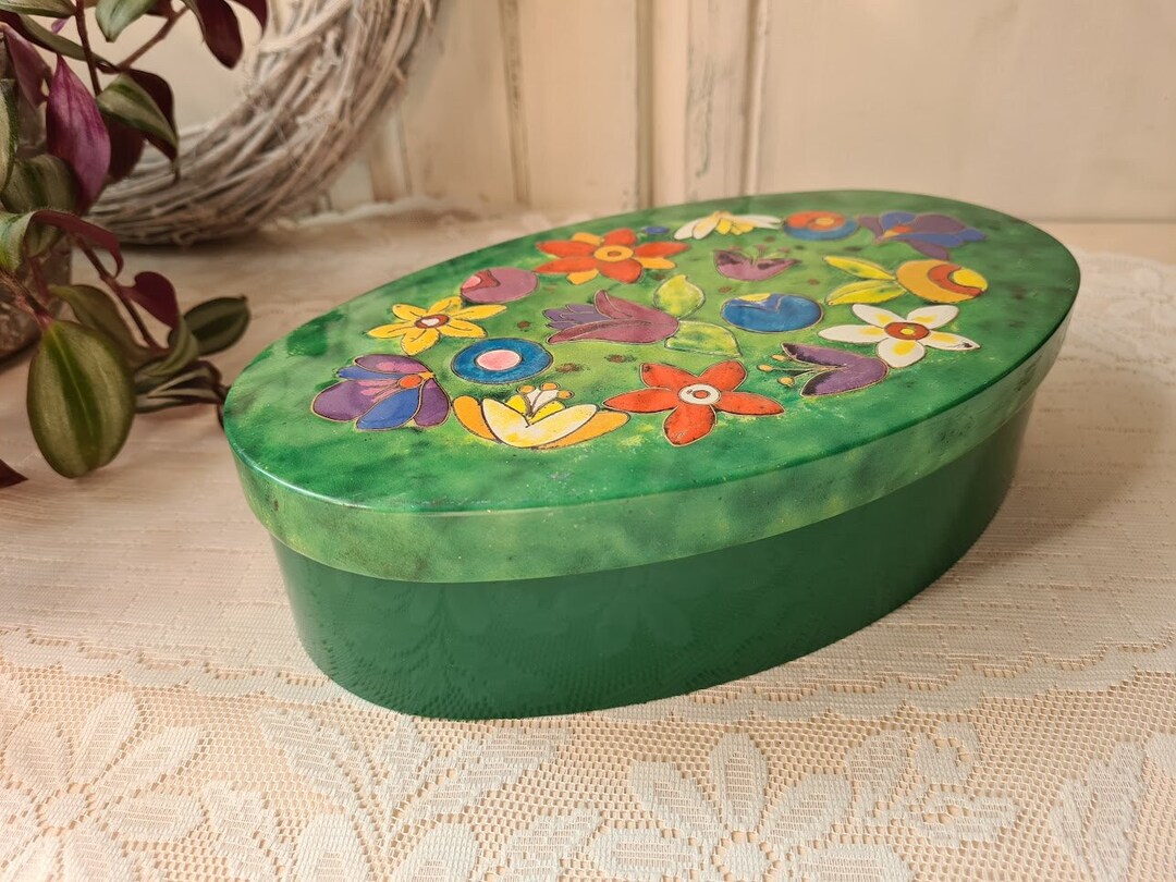 Green Tin Can With Floral Motif Tin Box Storage Tin Metal Tin Container ...