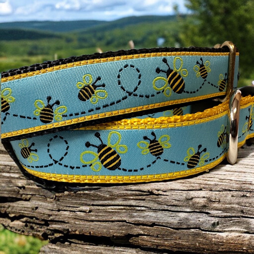 Handmade Dog Collar, Torqouise Blue With Buzzing Bees in Golden Yellow ...